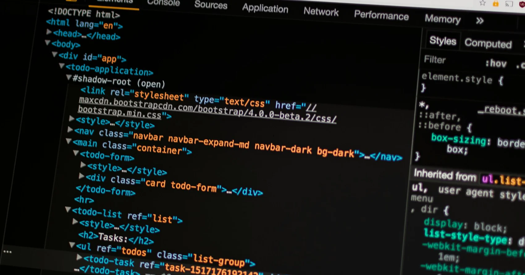Quanto ganha um desenvolvedor de software no exterior? Guia completo + salários